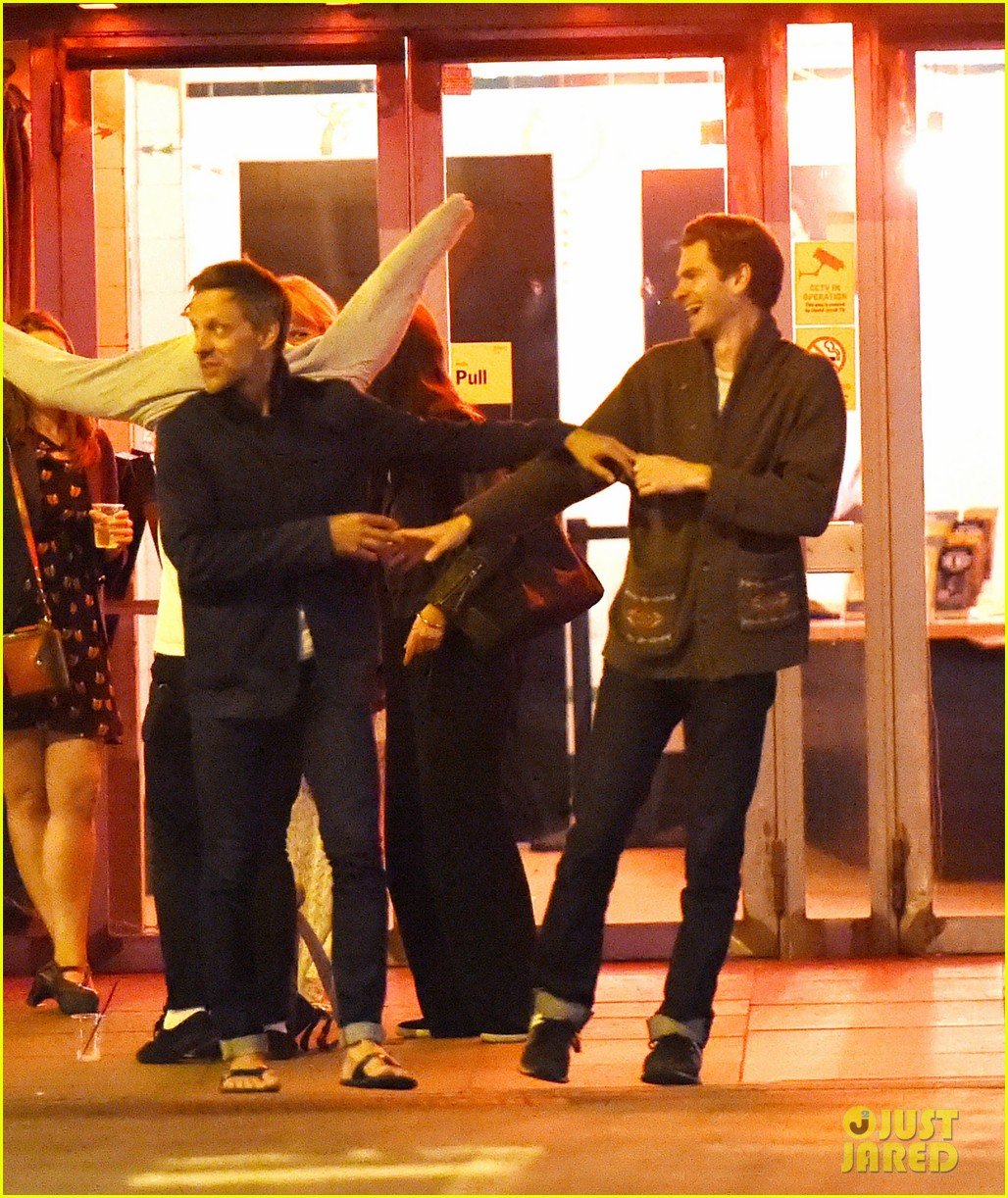 Andrew Garfield Grabs Dinner With Friends After Stepping Out with Emma ...