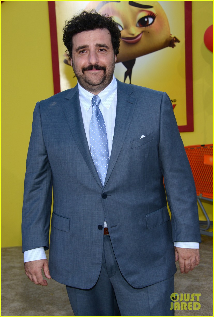 Salma Hayek, Seth Rogen & Paul Rudd Have Star-Studded 'Sausage Party ...