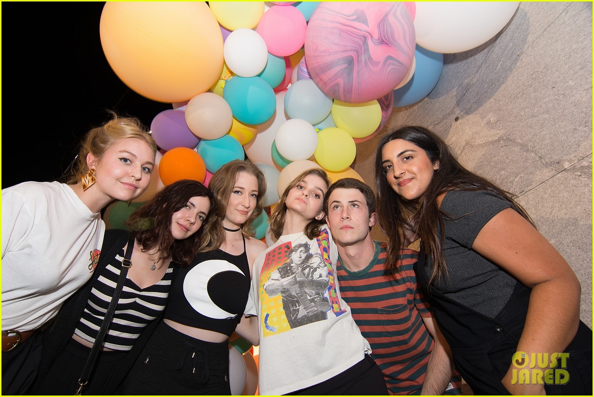 Josh Hutcherson, Aaron Paul, & Christina Hendrick Have a Cinespia ...