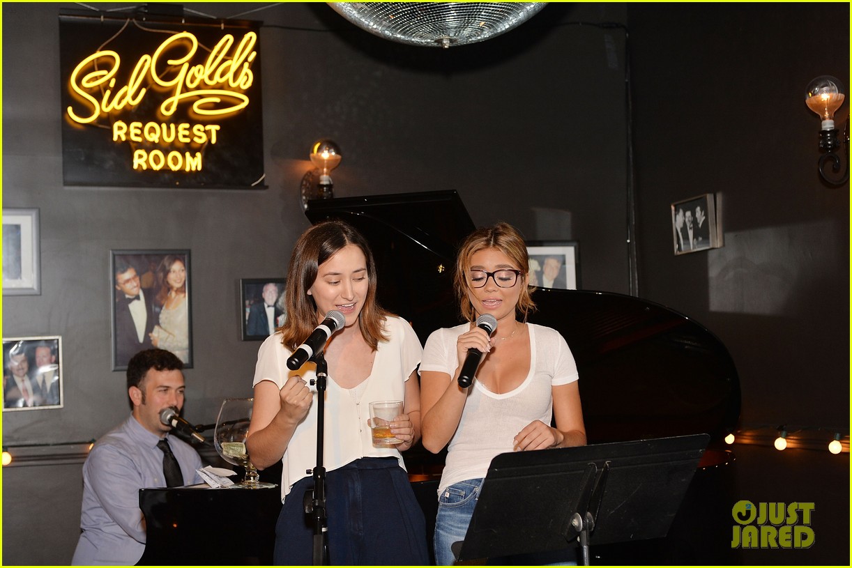 Sarah Hyland & Zelda Williams are Karaoke Queens at Glamour Mag's AG ...