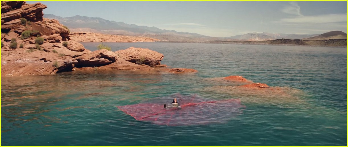 Katy Perry: 'Rise' Music Video - WATCH NOW!: Photo 3726227 | Katy Perry ...