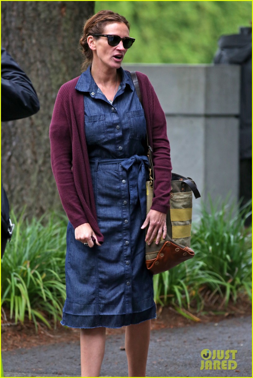 Julia Roberts & Owen Wilson Film New Scenes on the Set of 'Wonder ...