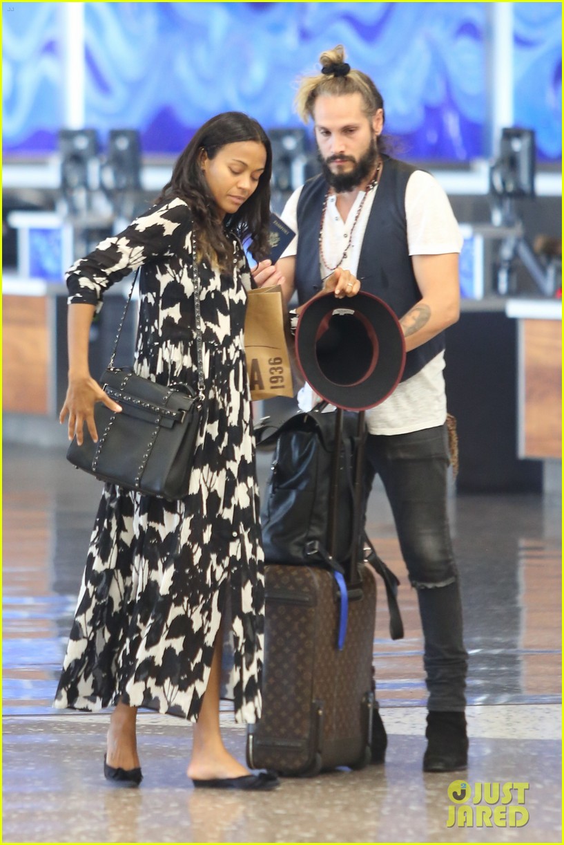 Zoe Saldana Posts Dubsmash with Marco Perego & Their Twins: Photo ...