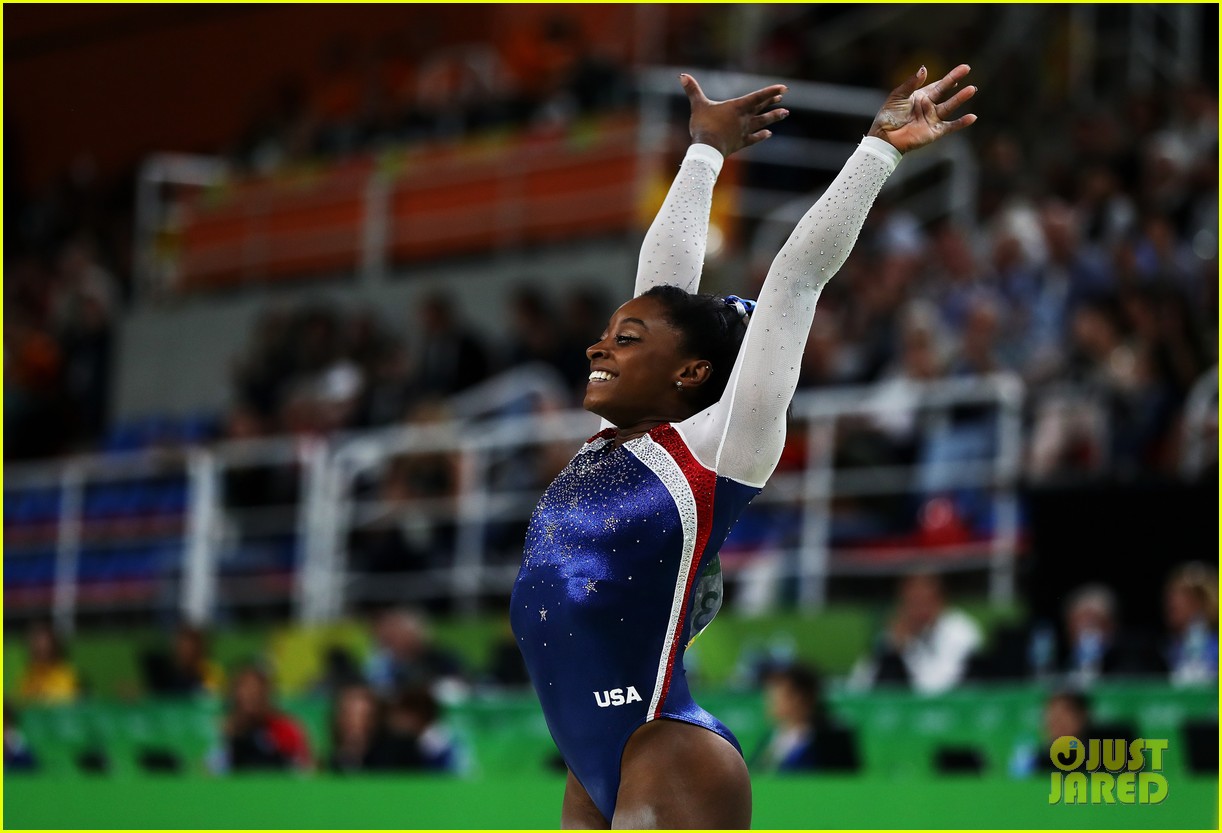 Simone Biles Wins Gold, Aly Raisman Takes Silver in Olympics' All ...