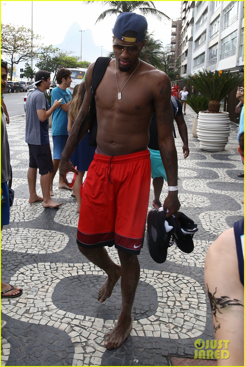 Team USA's Men's Olympic Basketball Team Hangs Out on the Beach in Rio ...