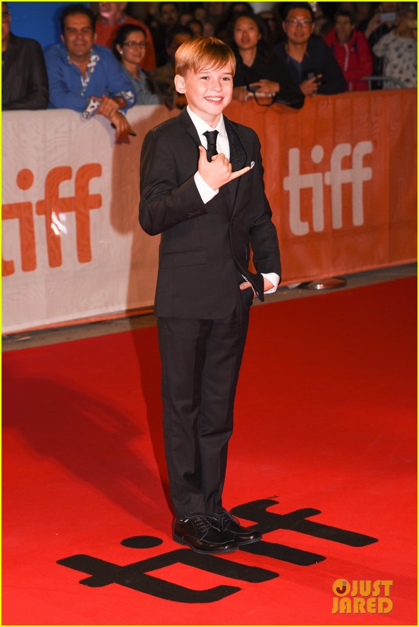 Gerard Butler Suits Up For 'The Headhunter's Calling' TIFF 2016 ...