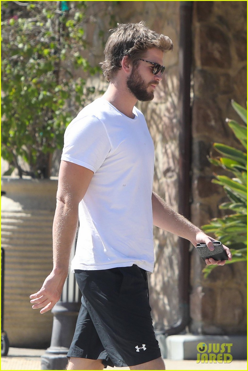 Miley Cyrus & Liam Hemsworth Step Out Separately to Grab Some Grub in ...
