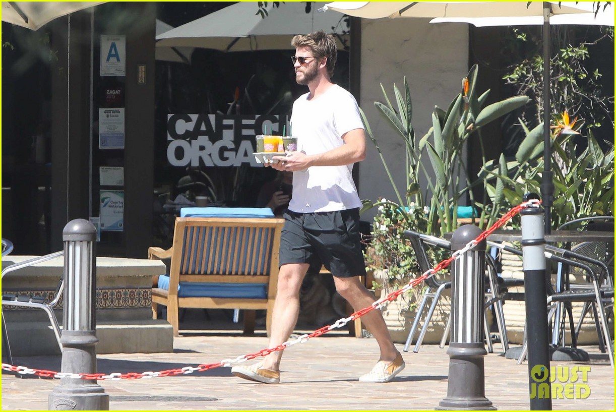Miley Cyrus & Liam Hemsworth Step Out Separately to Grab Some Grub in ...