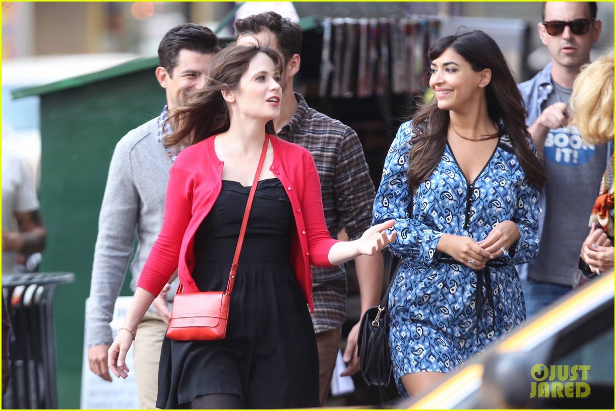 Photo: zooey deschanel new girl scenes 12 | Photo 3759402 | Just Jared ...