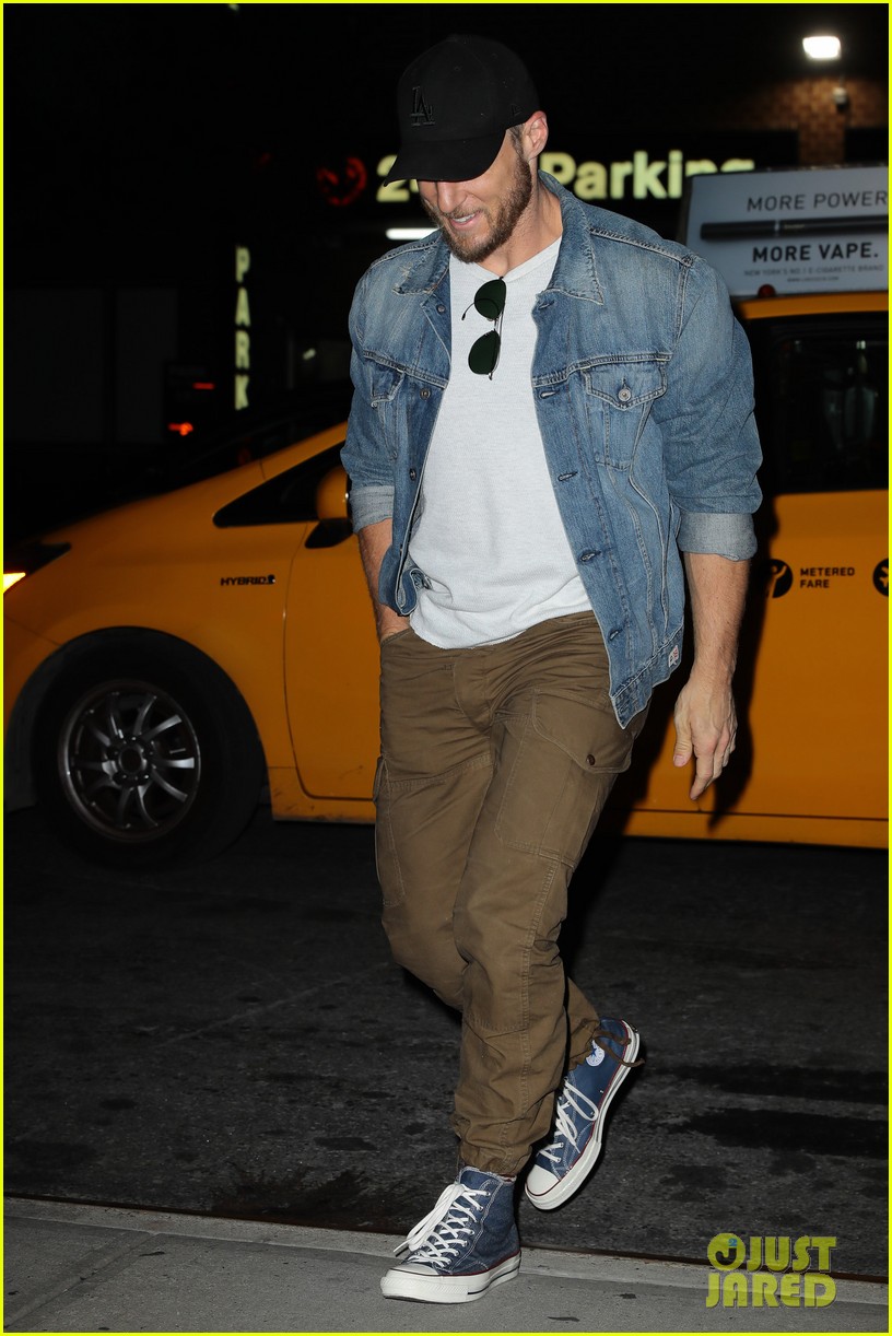 Hilary Duff Gets Ready to 'Rumble' with Trainer Noah Neiman: Photo ...