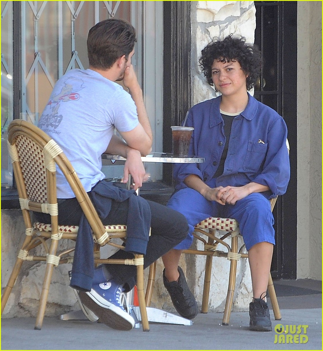 Andrew Garfield & Alia Shawkat Hug After Coffee Date: Photo 3764575 ...