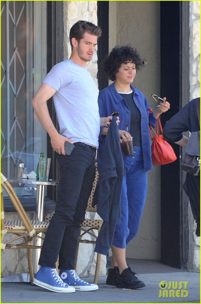 Andrew Garfield & Alia Shawkat Hug After Coffee Date: Photo 3764583 ...