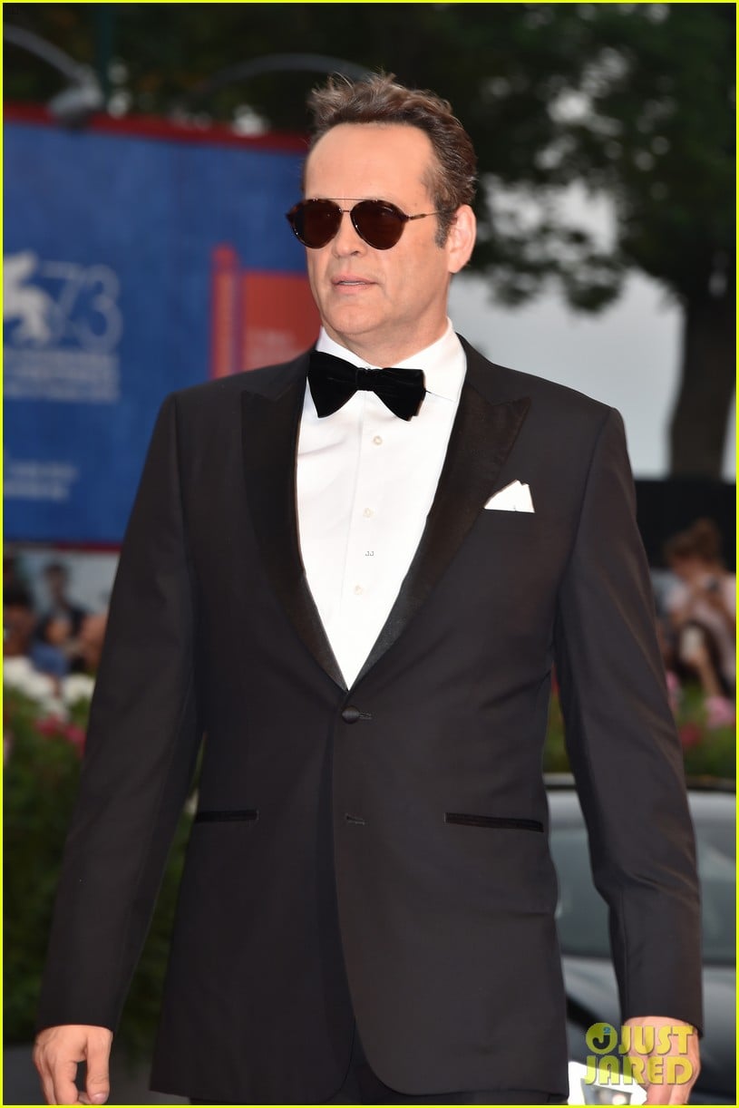 Andrew Garfield & Teresa Palmer Premiere 'Hacksaw Ridge' at Venice Film ...