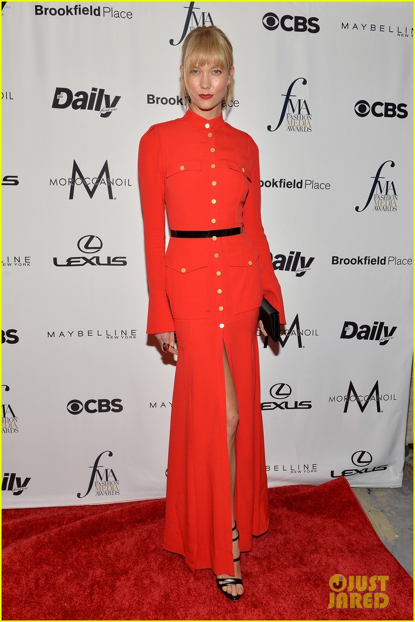 Gigi Hadid Glams Up at Daily Front Row Awards with Jourdan Dunn ...