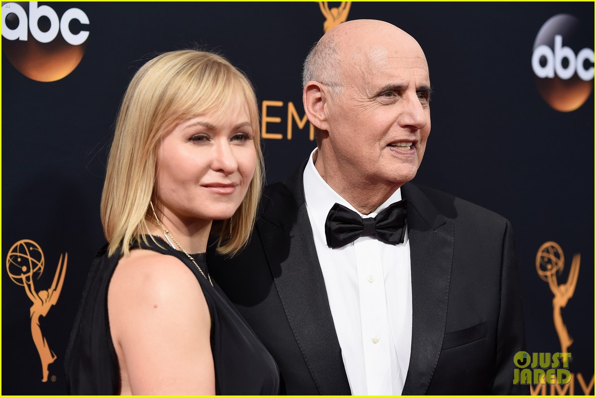 Jeffrey Tambor & Wife Kasia Arrive on Emmys 2016 Red Carpet: Photo ...