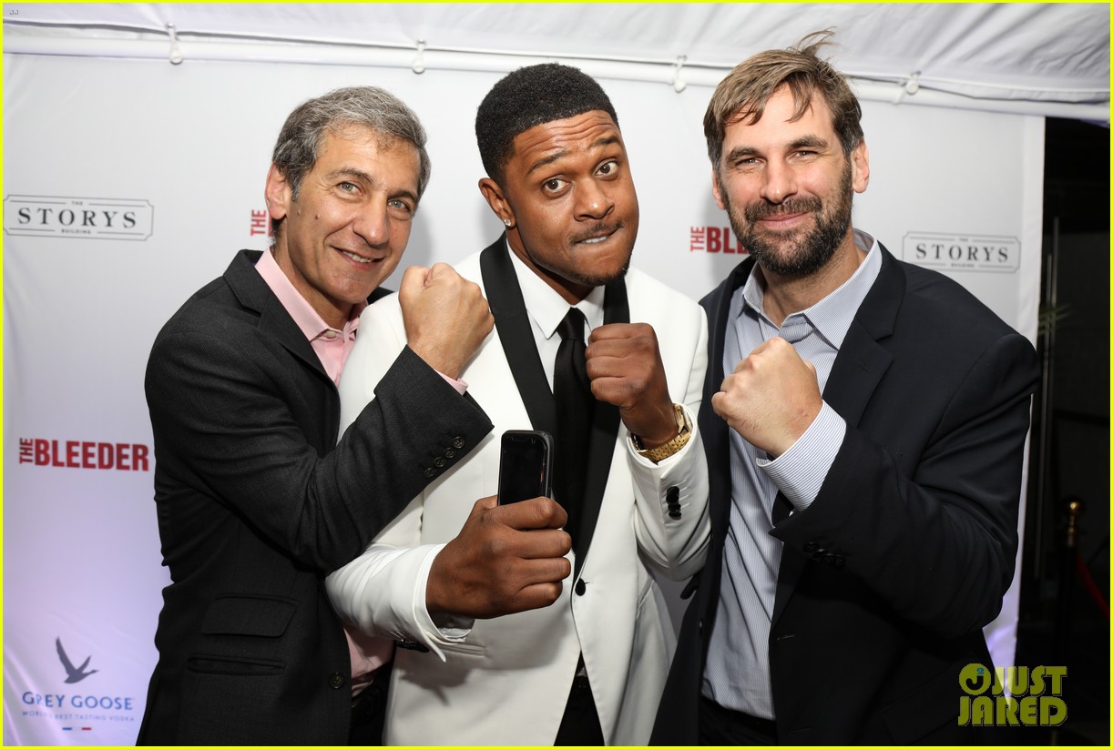 Liev Schreiber Gets Support From Naomi Watts at 'The Bleeder' Premiere ...