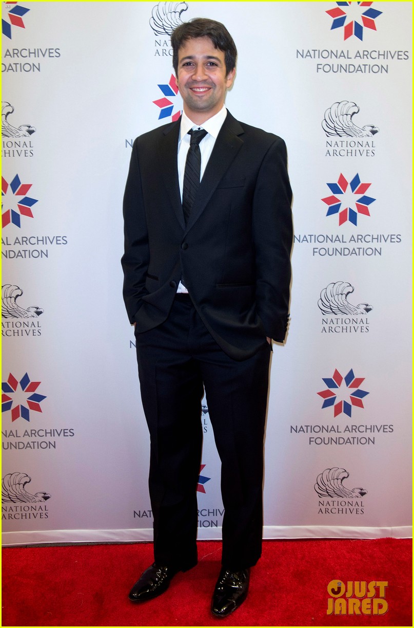 Lin-Manuel Miranda Makes Surprise Appearance At Weird Al Yankovic NYC ...