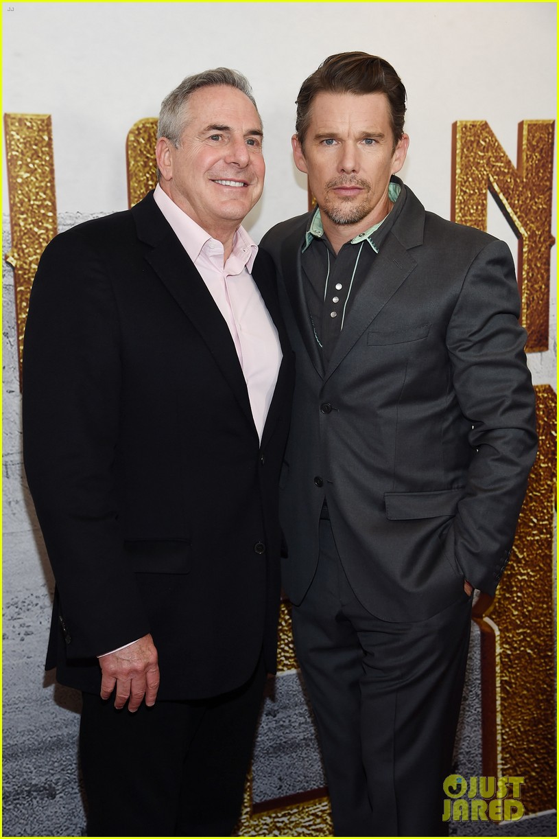 Chris Pratt & Ethan Hawke Premiere 'The Magnificent Seven' in NYC ...