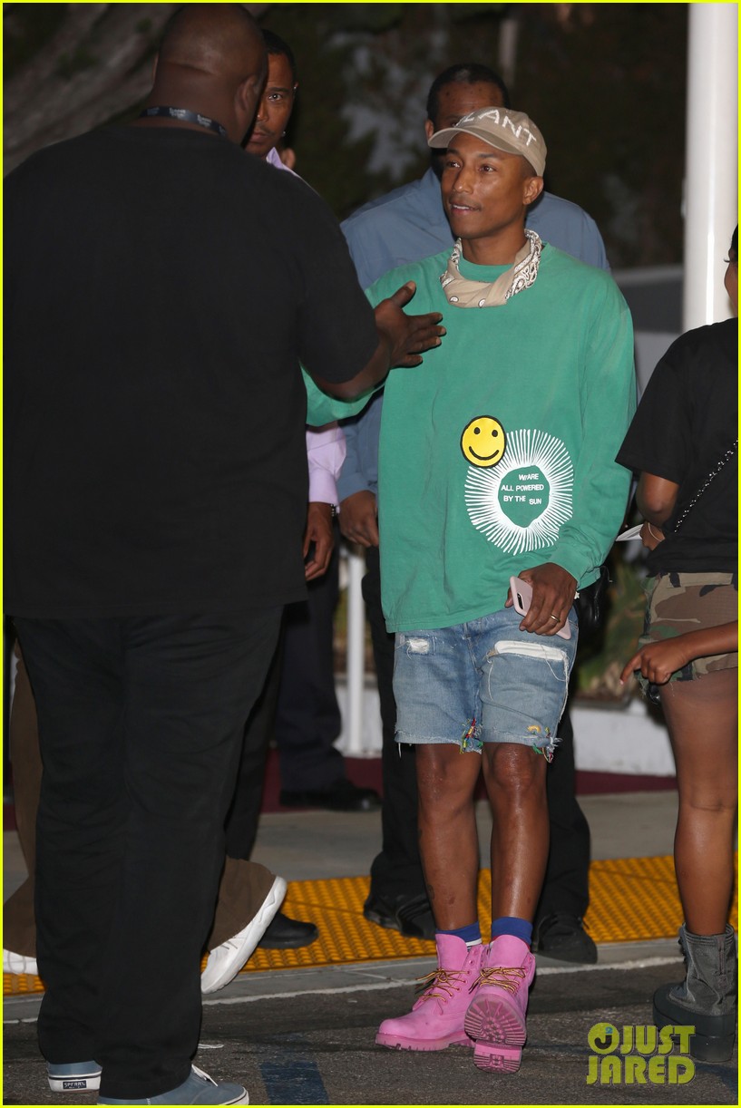 Gwen Stefani & Pharrell Williams Hit Up Drake's Concert!: Photo 3773043 ...