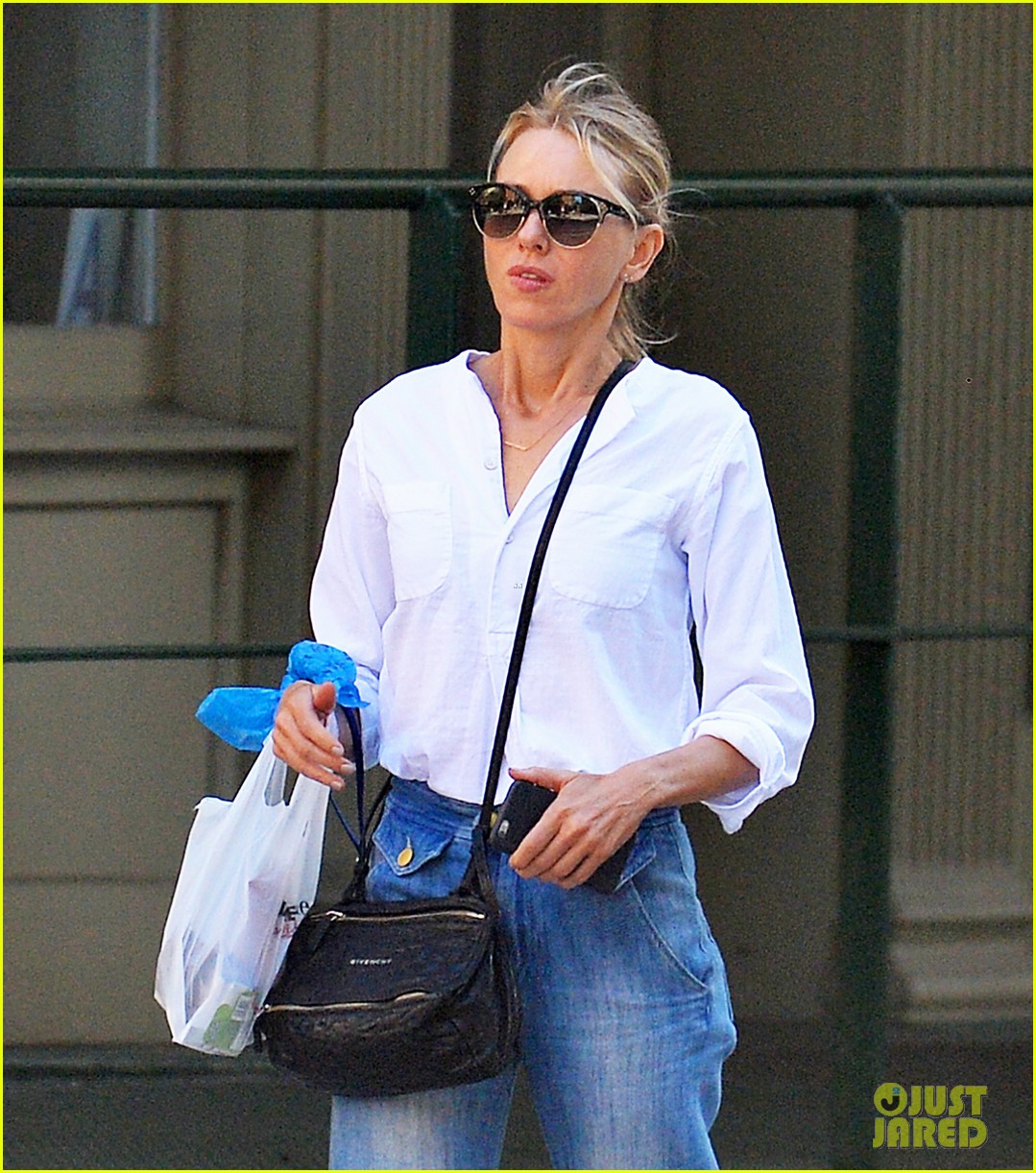 Naomi Watts Doesn't Want to Leave Her Couch After Back-to-Back Film ...