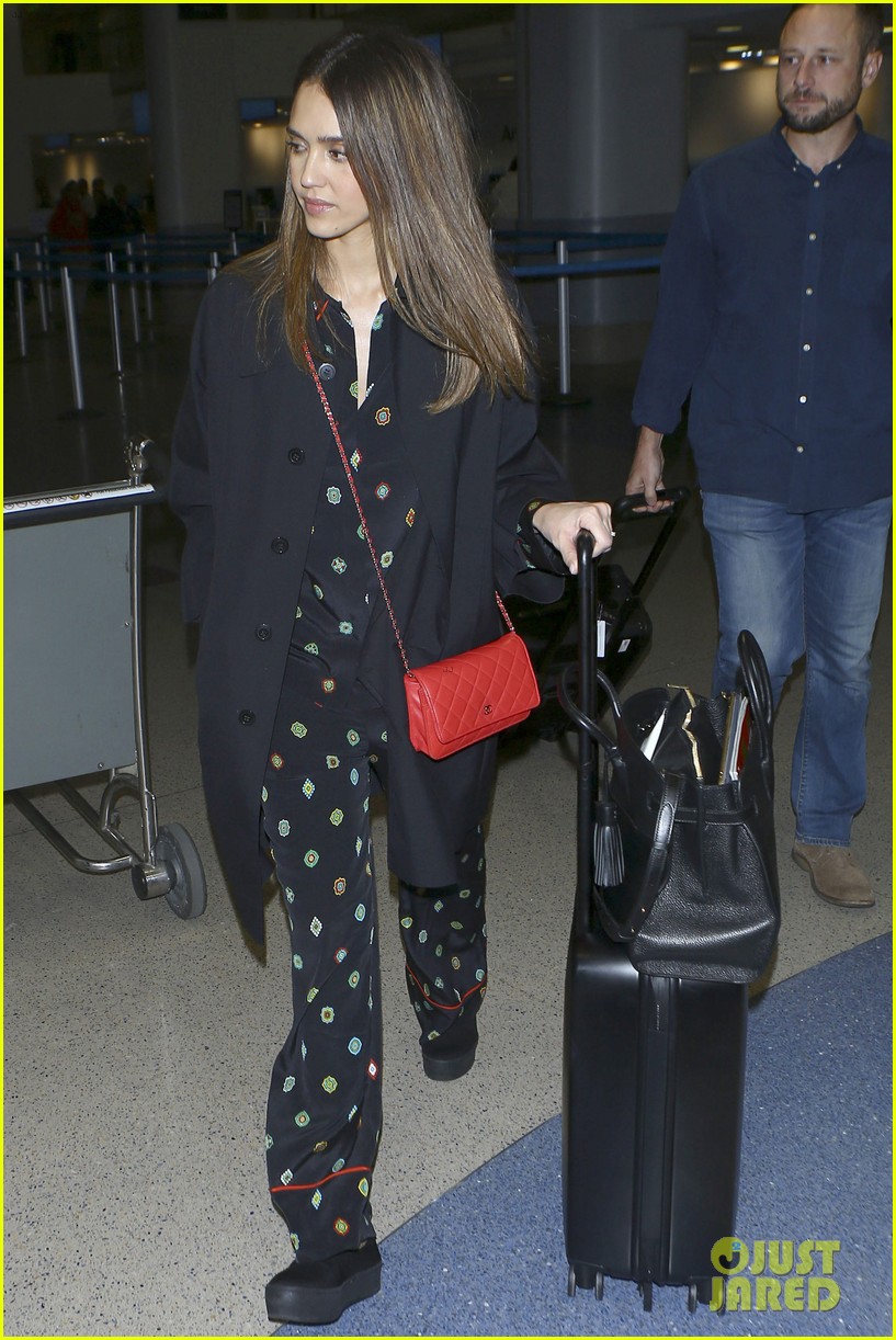 Jessica Alba Talks Achieving Goals: 'I Was Adamant About Becoming A ...