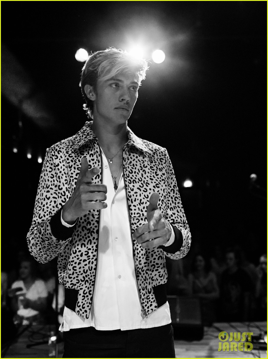 The Atomics Announce Headlining Show & Drop New Song - Listen Now ...