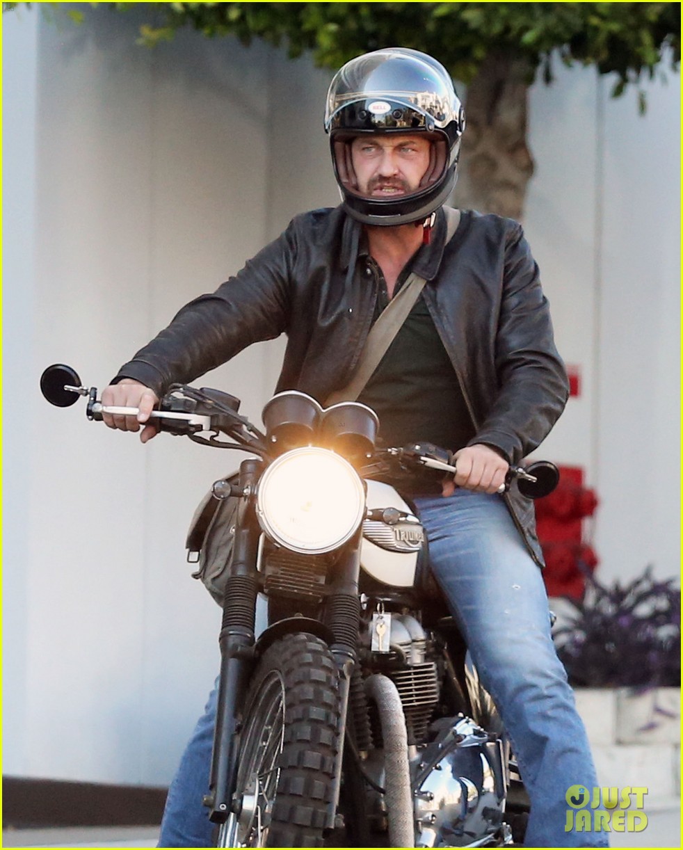 Gerard Butler Hops on His Motorcycle for a Ride: Photo 3783589 | Gerard ...