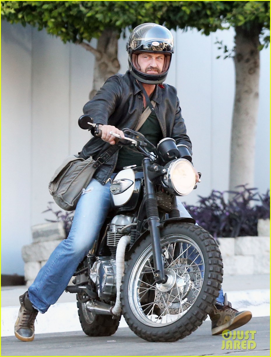 Gerard Butler Hops on His Motorcycle for a Ride: Photo 3783592 | Gerard ...