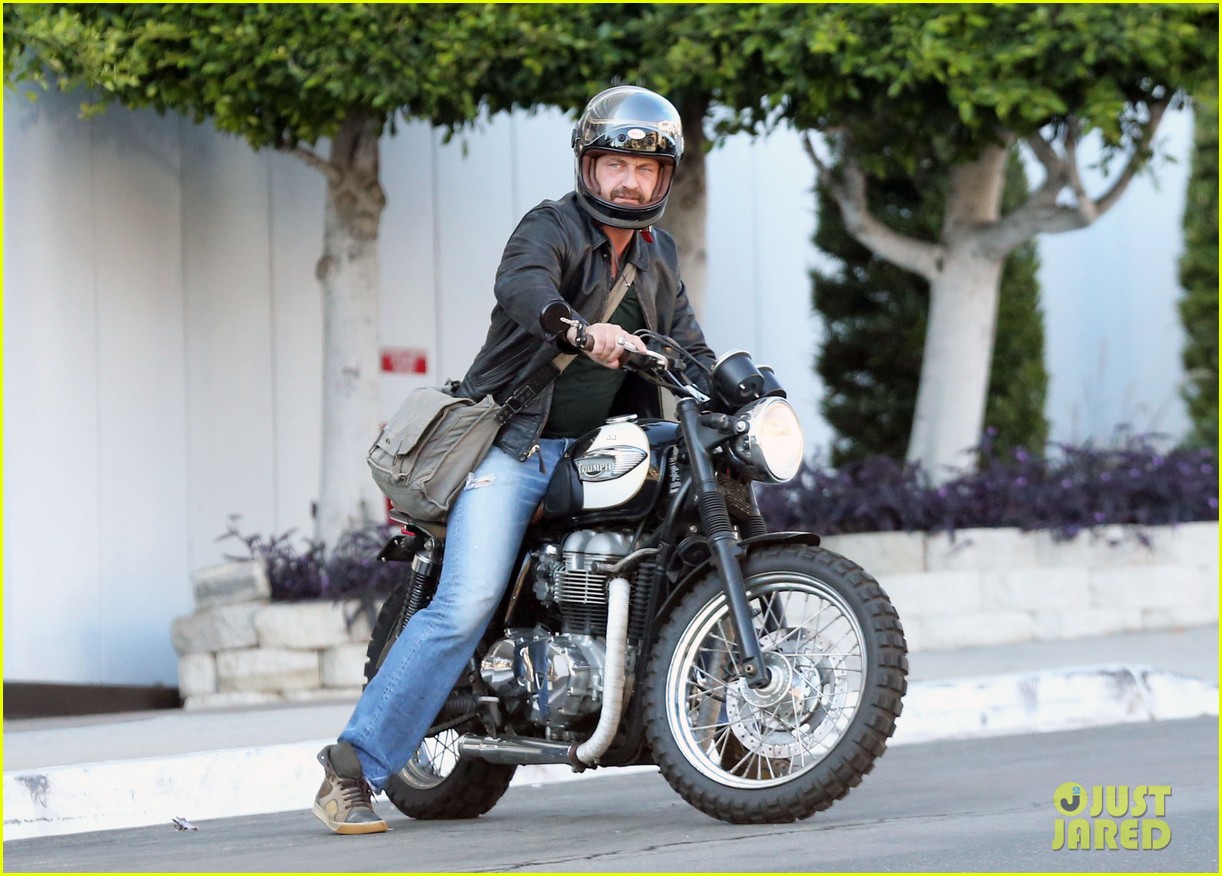 Gerard Butler Hops on His Motorcycle for a Ride: Photo 3783594 | Gerard ...