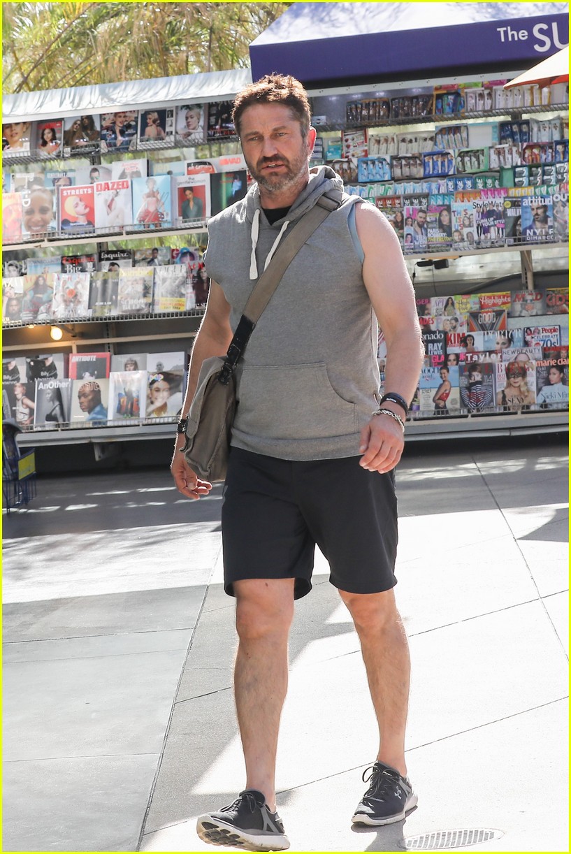 Gerard Butler Gets in SoulCycle Workout: Photo 3789841 | Gerard Butler ...