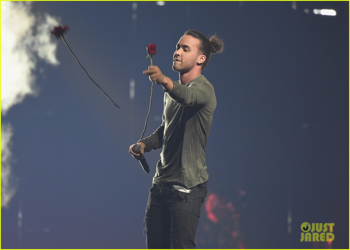 Prince Royce Throws Out Roses on Stage During TIDAL X: 1015 Concert ...