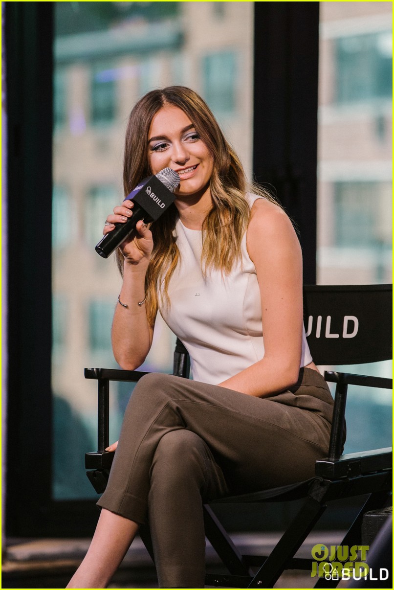Daya Shares Inspiration Behind 'Sit Still, Look Pretty' on AOL Build ...
