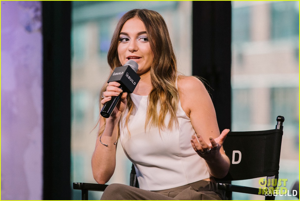 Daya Shares Inspiration Behind 'Sit Still, Look Pretty' on AOL Build ...