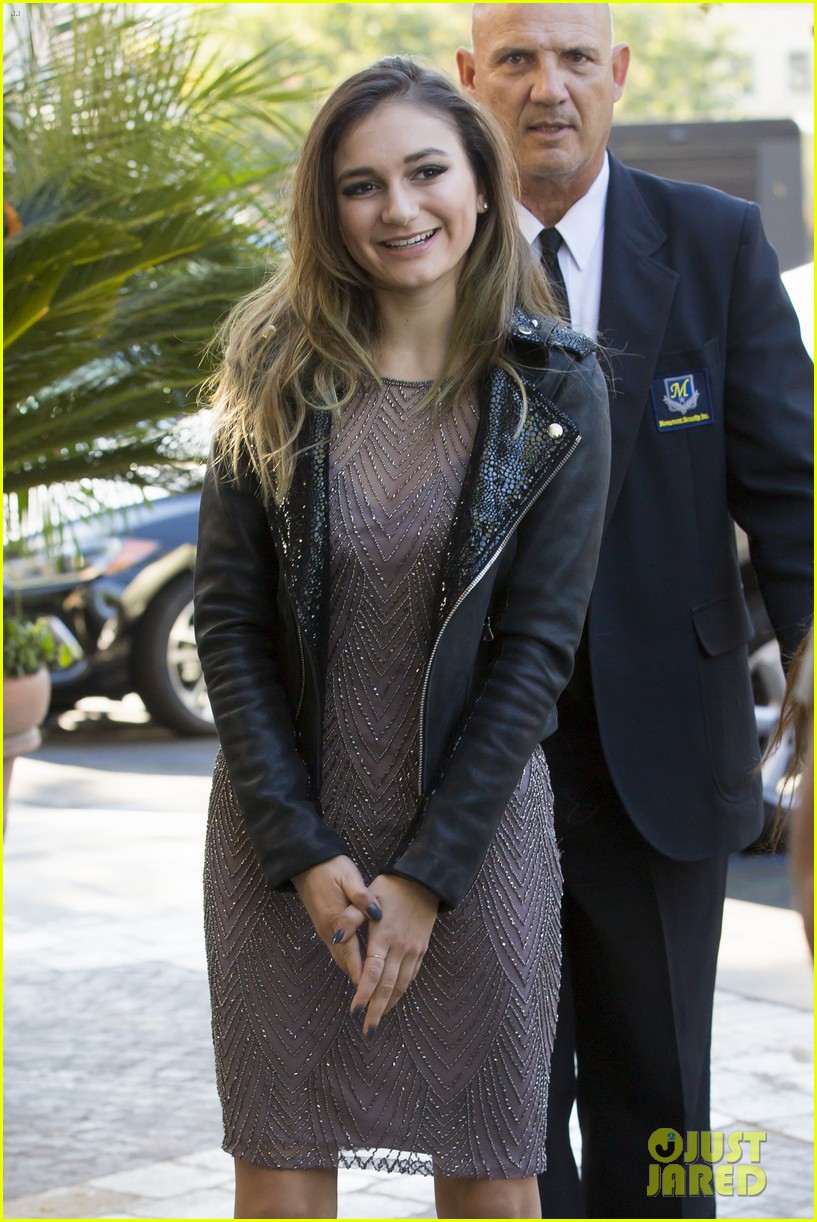 Daya Admits Her Mom Still Gives Her a Curfew!: Photo 3786567 | Photos ...