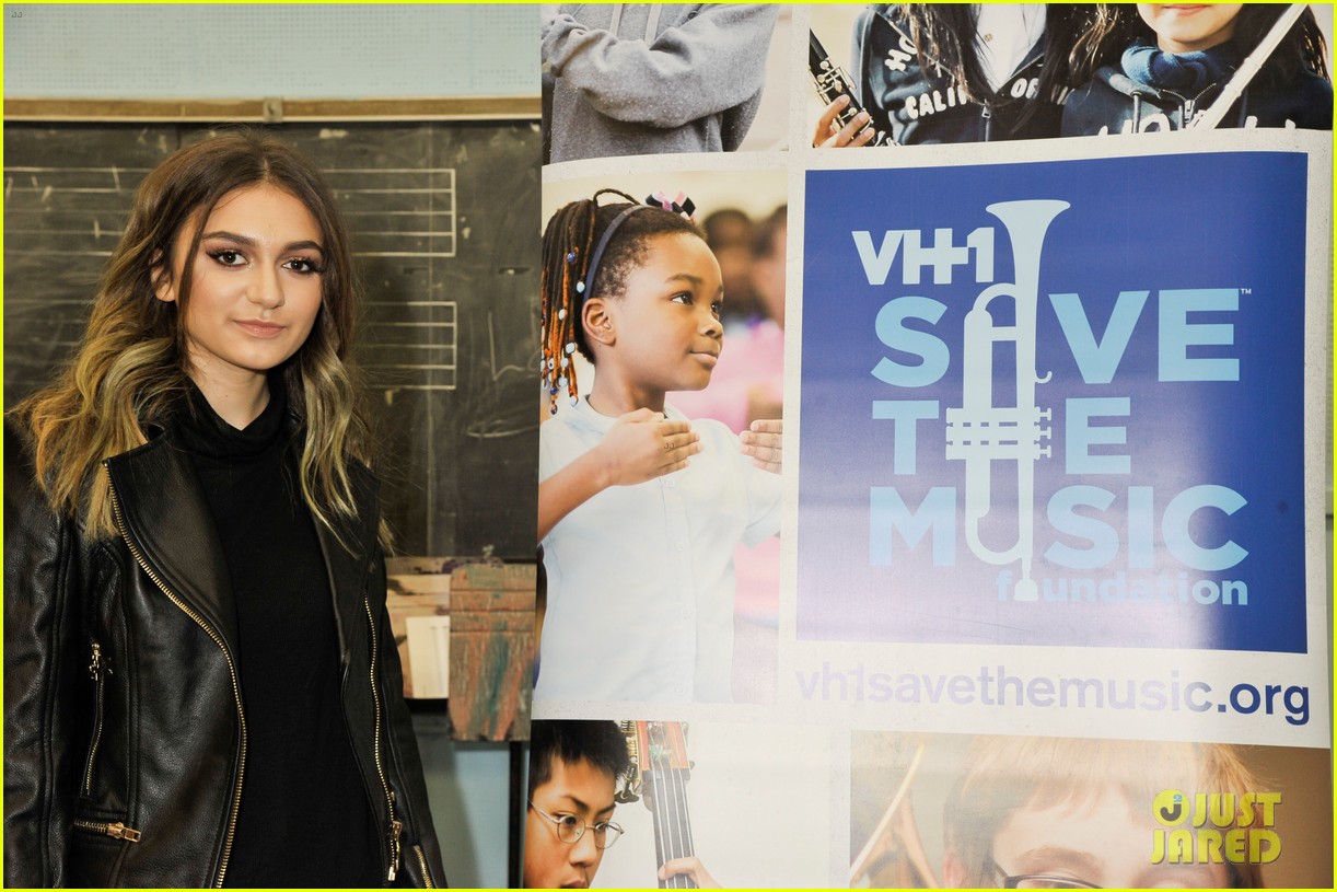 Daya Celebrates The Release of Her Debut Album in NYC! : Photo 3783139 ...