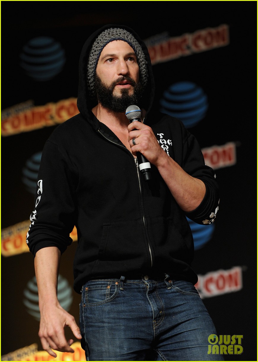 Finn Jones, Krysten Ritter, & More Rep Marvel at NYCC 2016: Photo 3781509 | Charlie Cox, David ...