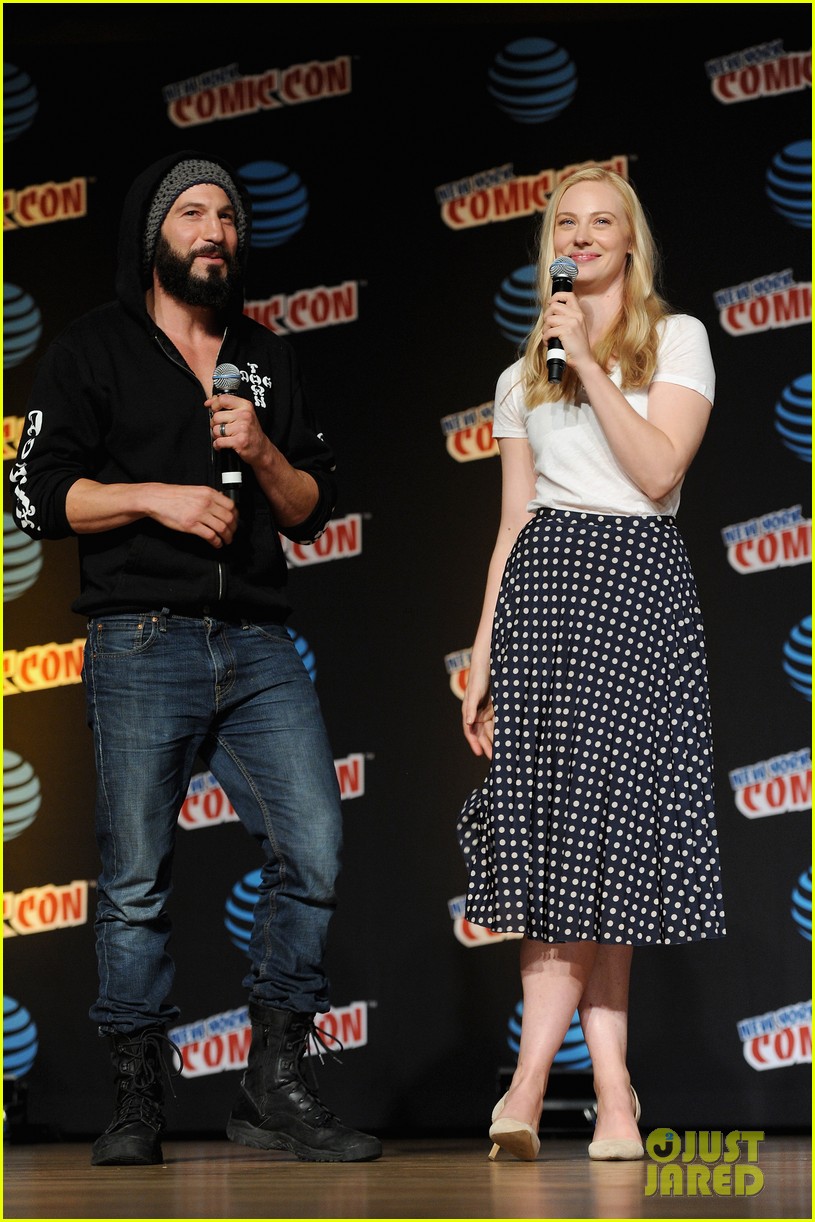 Finn Jones, Krysten Ritter, & More Rep Marvel at NYCC 2016: Photo 3781510 | Charlie Cox, David ...