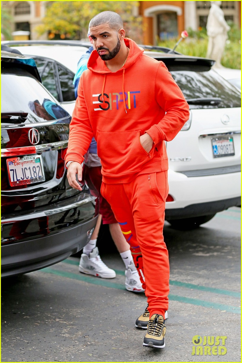 Drake Wears Matching Orange Sweats to Lunch with Friends: Photo 3795311 ...