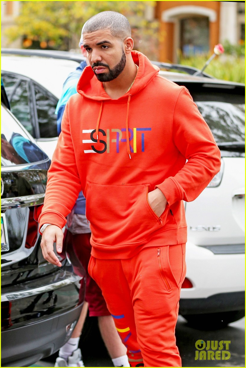 Drake Wears Matching Orange Sweats to Lunch with Friends: Photo 3795314 ...