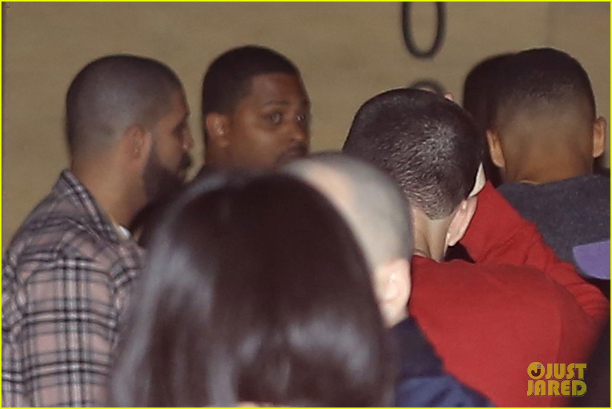 Drake Spends His Birthday at Dinner with His Mom!: Photo 3793827 ...