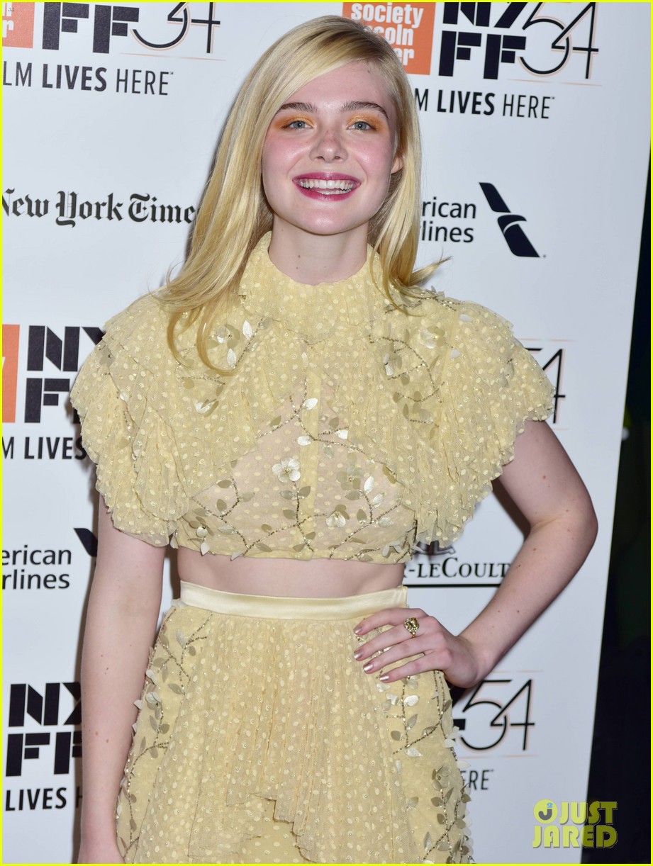 Elle Fanning & Annette Bening Premiere '20th Century Women' at New York ...