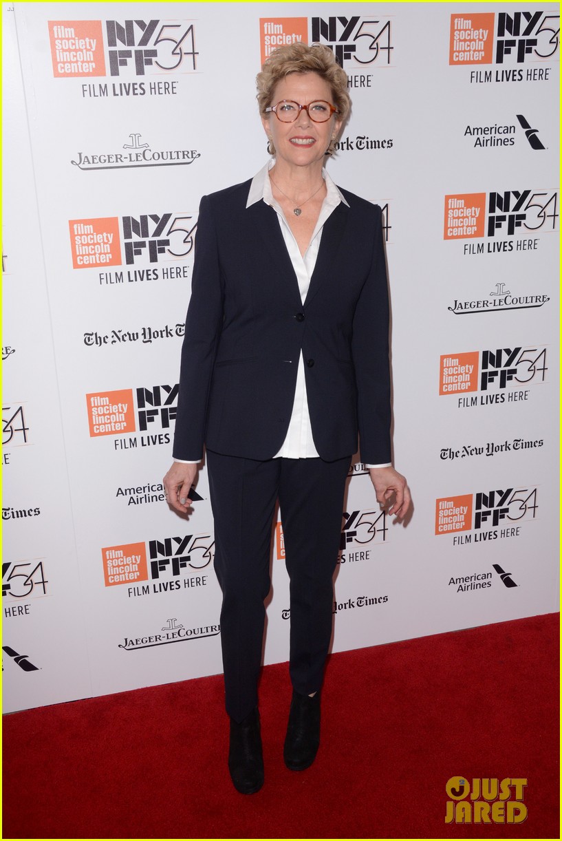 Elle Fanning & Annette Bening Premiere '20th Century Women' at New York ...