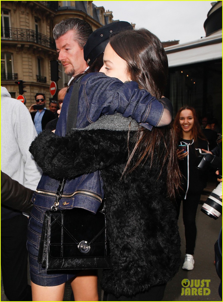 Bella Hadid Rocks Double Denim in Paris with Brother Anwar!: Photo ...