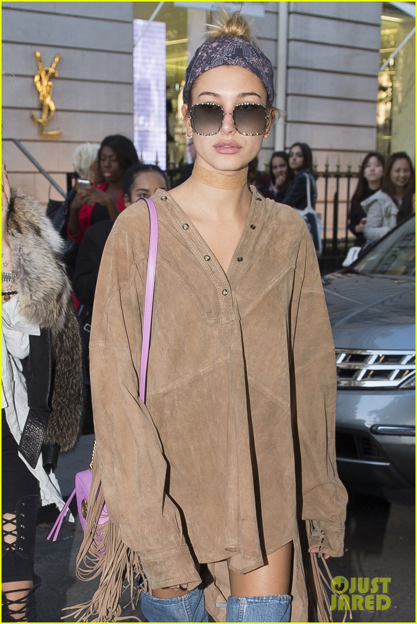 Hailey Baldwin Is Super Excited For Halloween!: Photo 3778578 ...