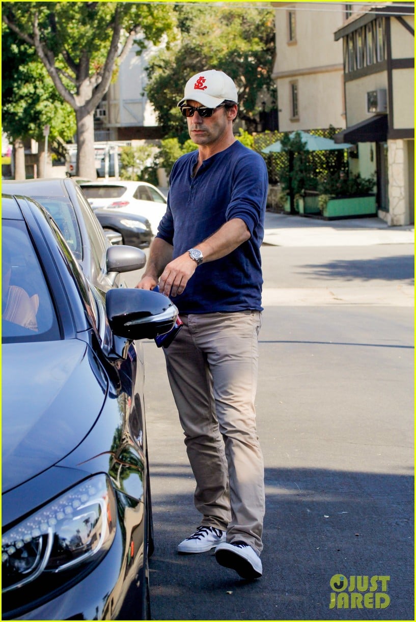 Jon Hamm is a 'True SNL Nerd,' According to Abigail Spencer: Photo ...