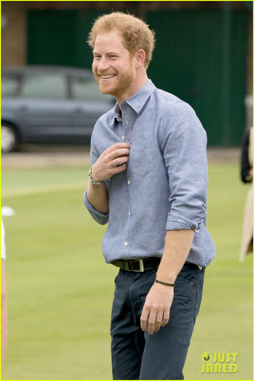 Prince Harry Adorably Goofs Around While Playing Soccer! (Video): Photo ...