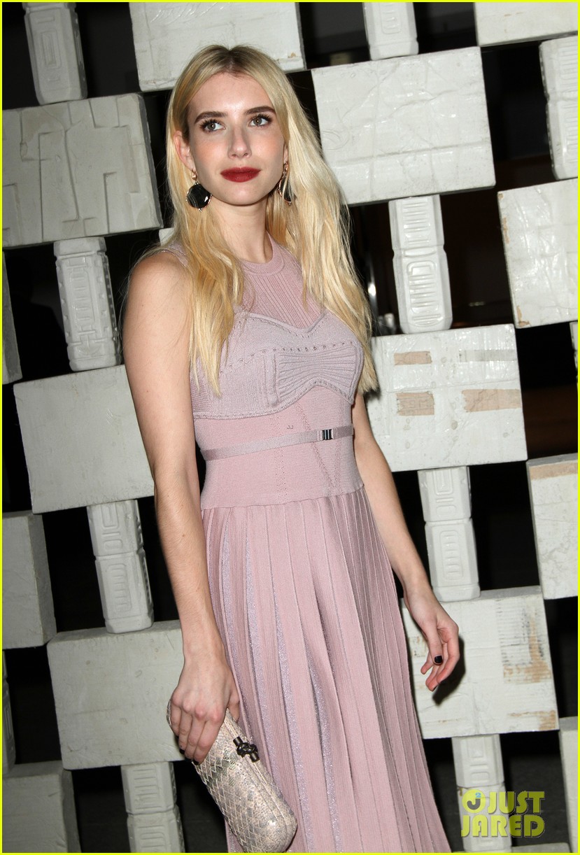 January Jones & Sarah Paulson Step Out in Style for Hammer Museum Gala ...