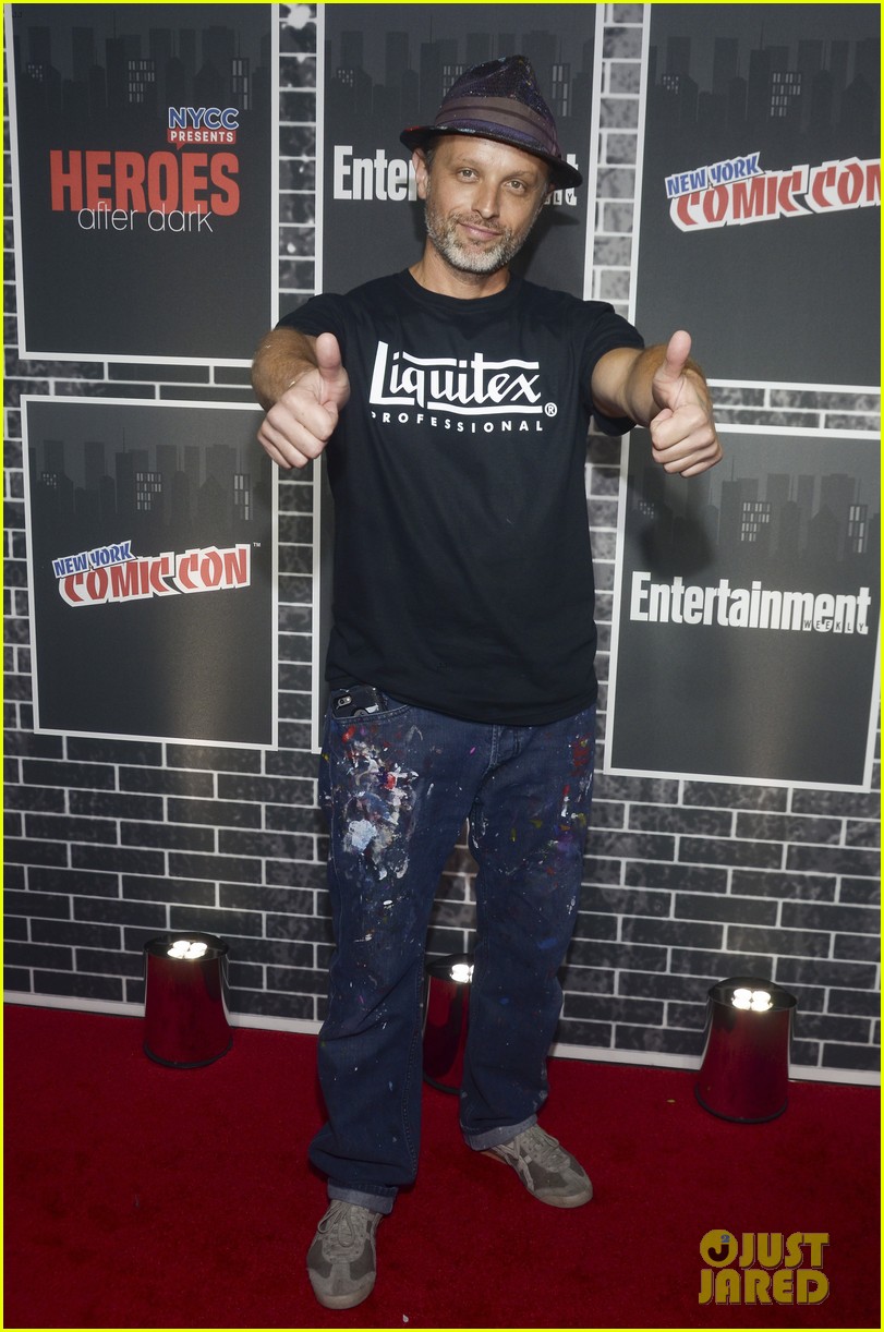 Lucy Lawless' & 'Ash vs Evil Dead' Kick Off NY Comic Con At Heroes ...