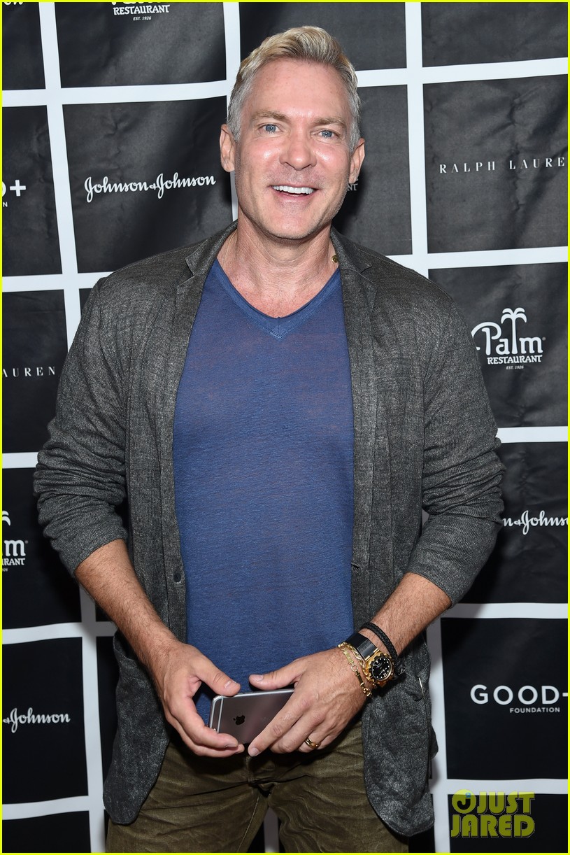Neil Patrick Harris & David Burtka Attend Fatherhood Lunch in NYC ...