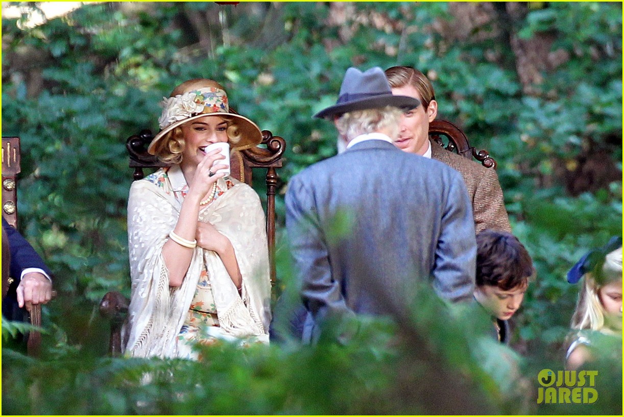 Margot Robbie Gets Into Character for 'Christopher Robin' Movie: Photo ...